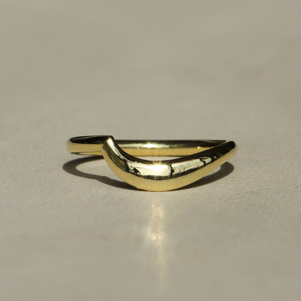 Tapered Loop Echo Band – Sophie Hughes