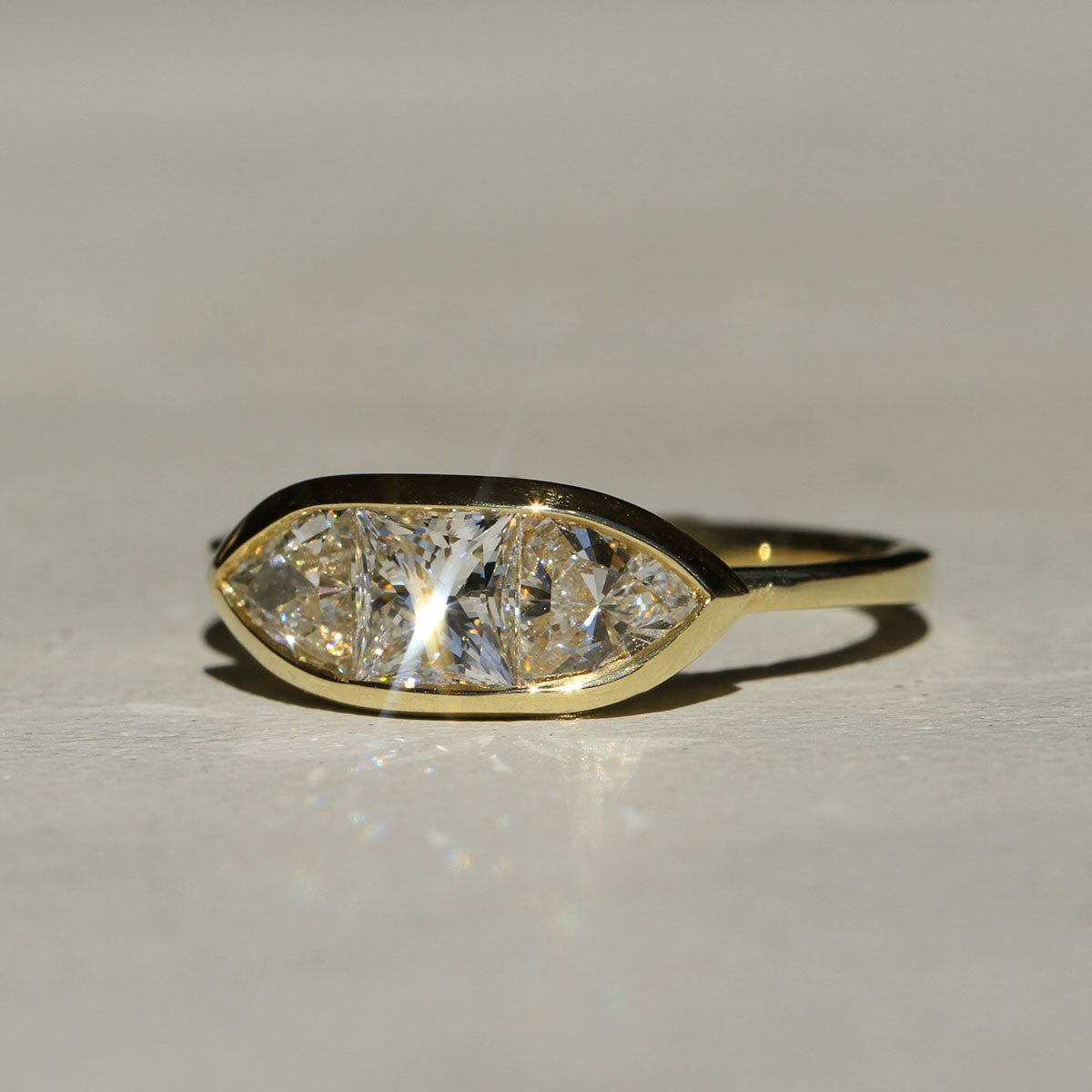Capsule Diamond Ring – Sophie Hughes
